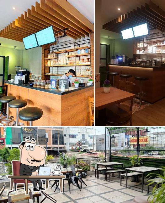 Waltie's Rooftop Cafe, Jakarta - Restaurant reviews