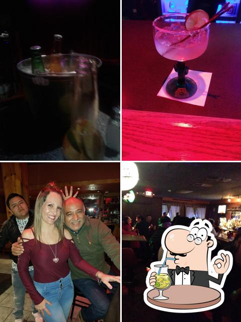 Aquarius Bar, Elizabeth - Restaurant menu, prices and reviews