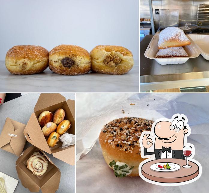 The Flour Box, 5520 Rainier Ave S in Seattle - Restaurant menu and reviews