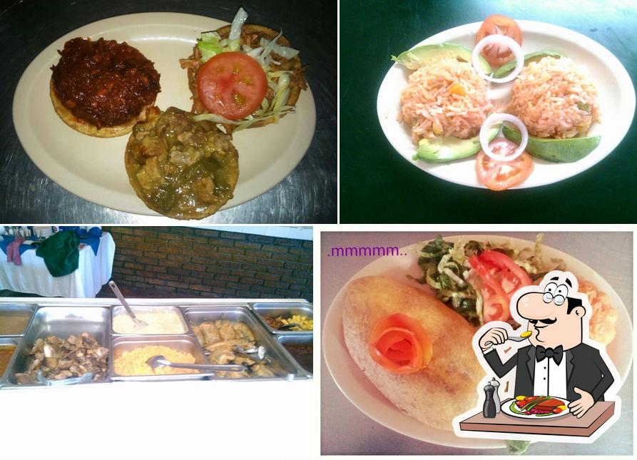 Carnitas El Güero restaurant, Saltillo, Blvd. Isidro López Zertuche ...