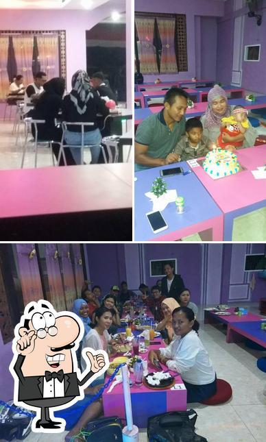 Purple Cafe & Resto, Sentani Kota - Restaurant reviews
