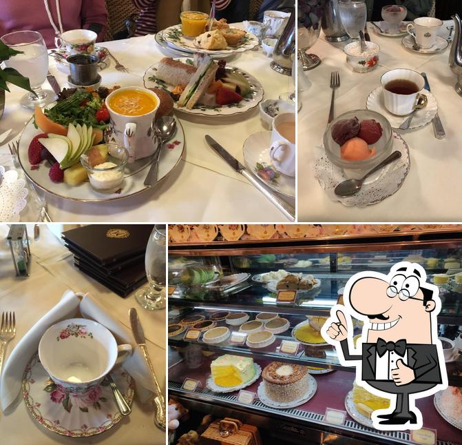 Queen Mary Tea Room & Restaurant, 2912 NE 55th St in Seattle ...