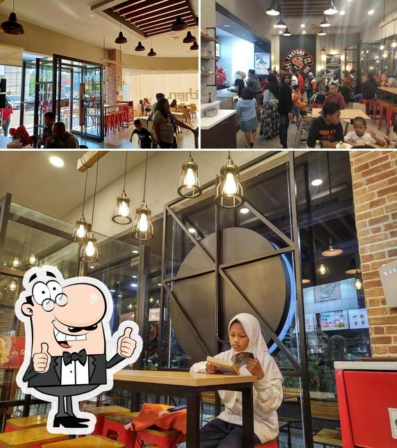 KFC cafe, Batu - Restaurant reviews