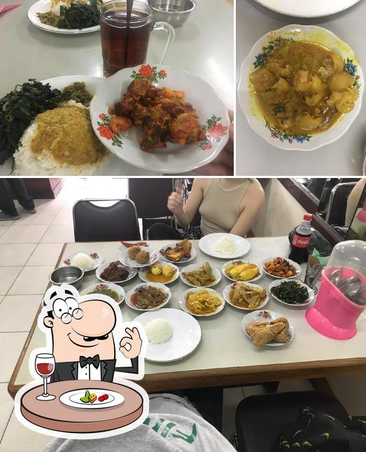 RM Padang Karya Bundo restaurant, Jakarta, Ruko Taman Sunter Indah ...