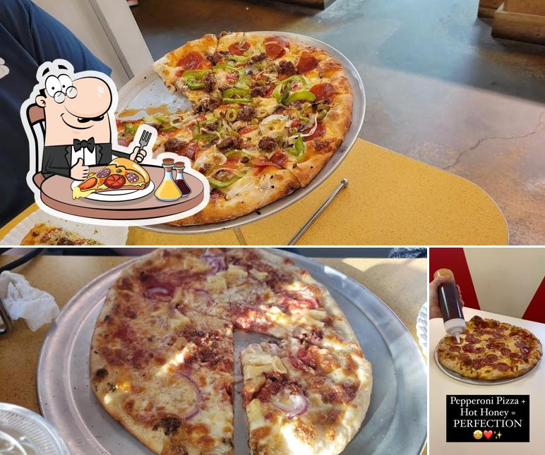 Cruze Farm Pizza Barn, Knoxville - Restaurant menu, prices and reviews