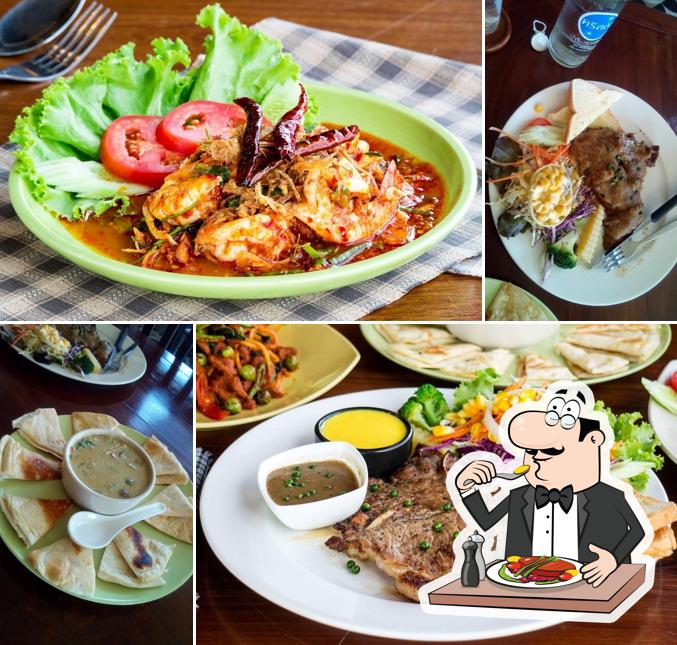 Restoran Fada Halal restaurant, Phra Nakhon Si Ayutthaya - Restaurant ...