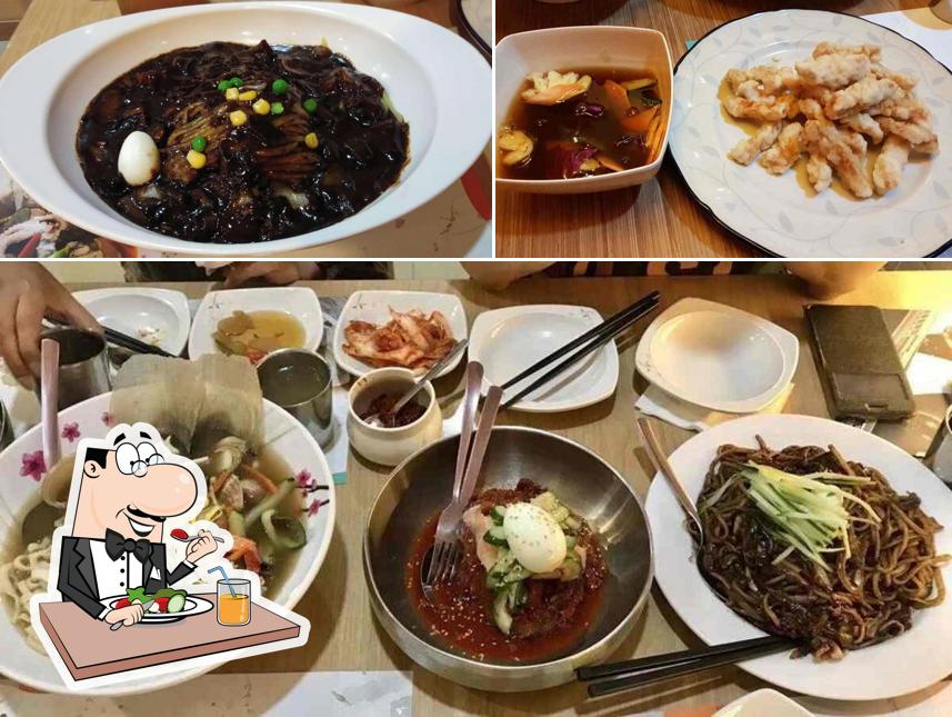 Legend of Noodle, Jakarta - Restaurant menu, prices and reviews