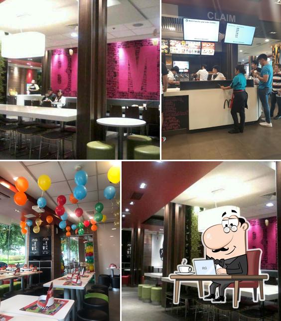McDonald's BGC Forum fast food, Taguig, G2XX+2HF - Restaurant menu and ...