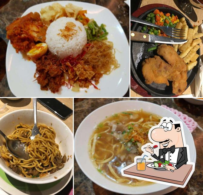 Madame Sari Restaurant, Bandung, Jl. Ir. H. Juanda No.85 - Restaurant ...