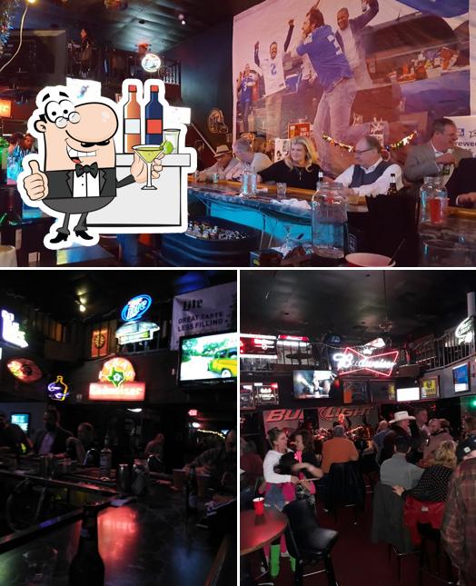 A Step Up Lounge in Dallas - Restaurant reviews