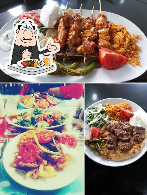 Meshur Köfteci Fuat Usta, Izmir - Restaurant reviews