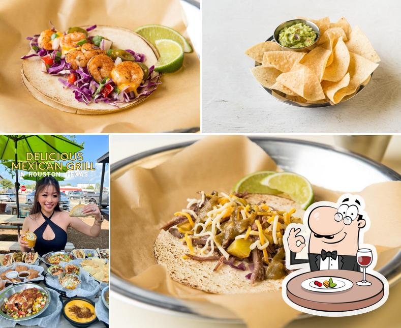 Überrito, Houston - Restaurant menu, prices and reviews