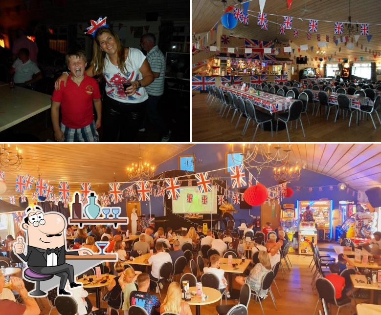 Manor Farm Bar & Takeaway, Charmouth - Menú del restaurante, precios y ...