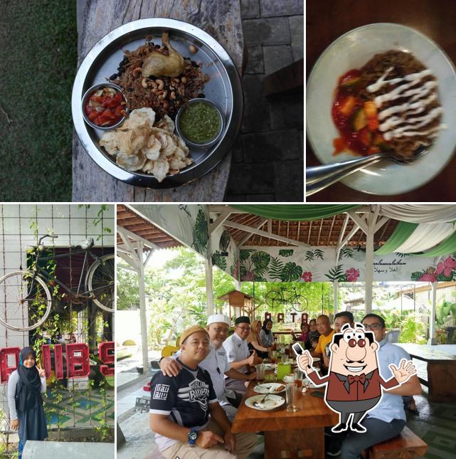 Ajib Kitchen restaurant, Bandar Lampung - Restaurant reviews