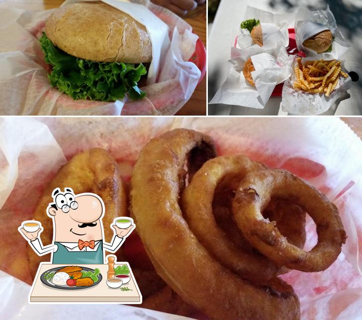 Happy Apple Kitchen, Chicago Park - Restaurant menu, prices and reviews