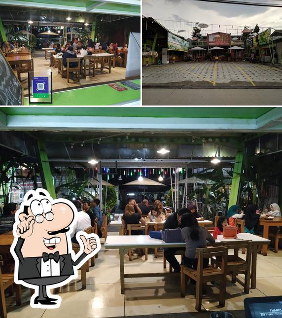 Dapur Flo Sariwangi restaurant, Lembang - Restaurant reviews