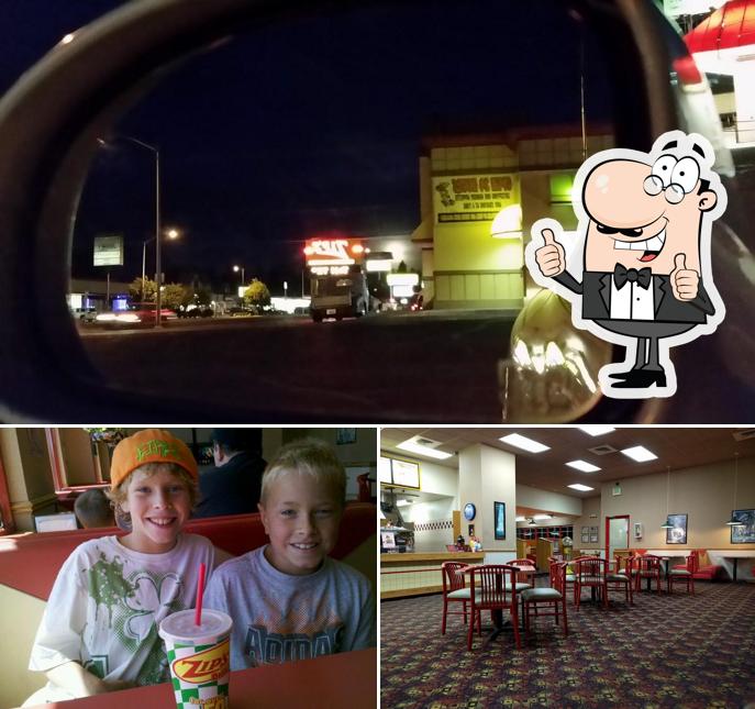 Zip's Drive In, 725 E Francis Ave in Spokane - Restaurant menu and reviews