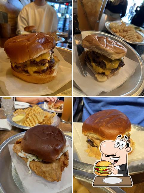 Delwood, Cincinnati - Restaurant menu, prices and reviews