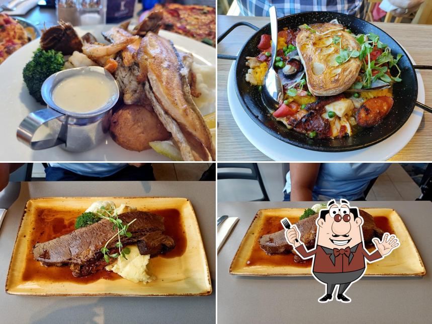 Kurrawa Surf Club in Broadbeach - Restaurant menu and reviews