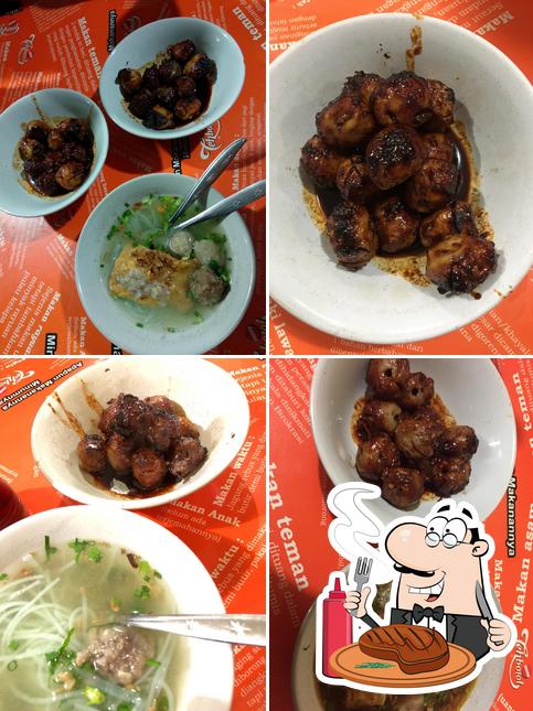 Bakso Bakar Pak Man restaurant, Malang, Jl. Diponegoro No.19 ...