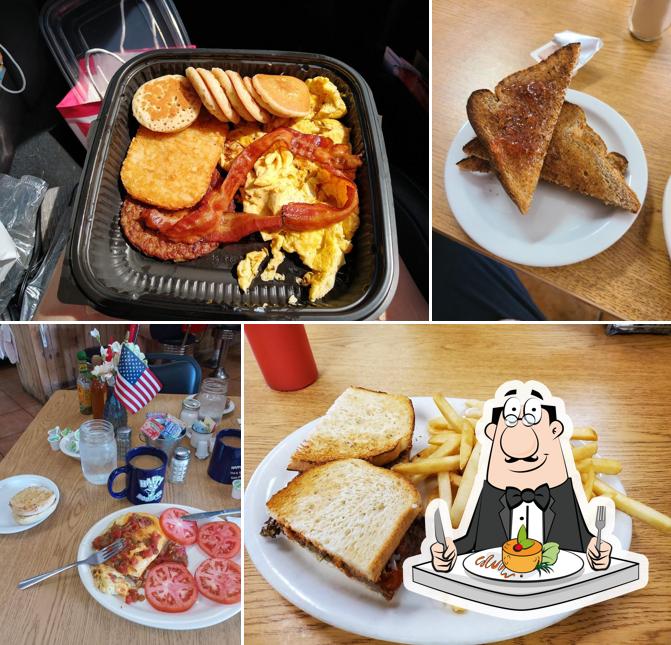Happy Rooster Cafe, Tucson - Restaurant menu, prices and reviews