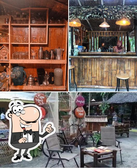 Kafe baca cafe, Indonesia - Restaurant reviews