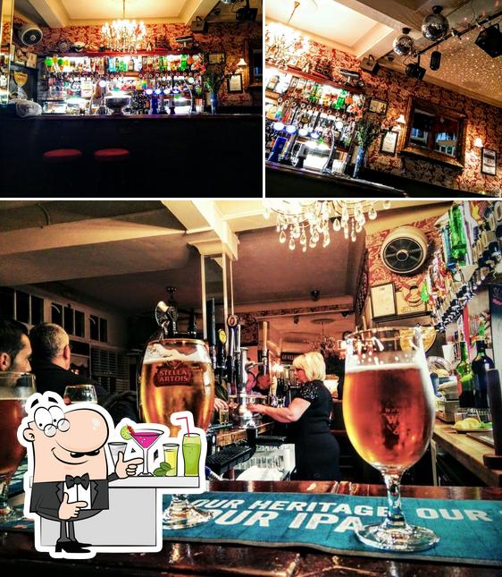 Old Ship, 17 Barnes St in London - Restaurant menu and reviews