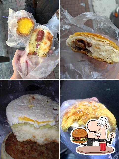 Tin Lok Bakery, Hong Kong, 17 Tin Lok Ln - Restaurant reviews