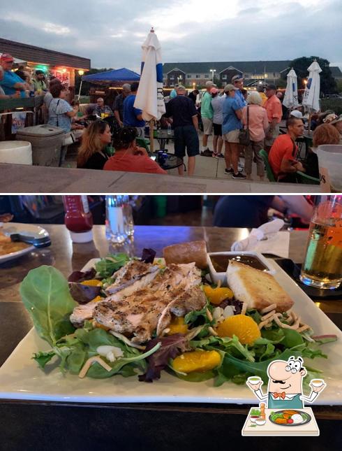 The Hangar Bar and Grill in Oshkosh - Restaurant menu and reviews
