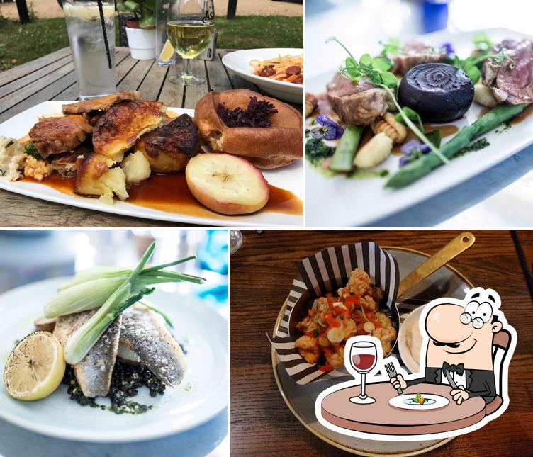 Best pies in Stoke Mandeville restaurants, summer 2024 - Restaurant Guru