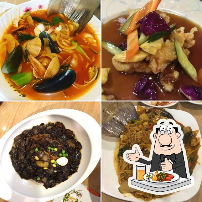 Best mee Rebus in Jakarta restaurants, spring 2024 - Restaurant Guru