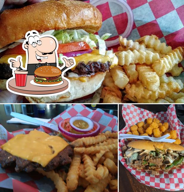 Geo's Pool And Pub, Tallahassee - Restaurant menu, prices and reviews