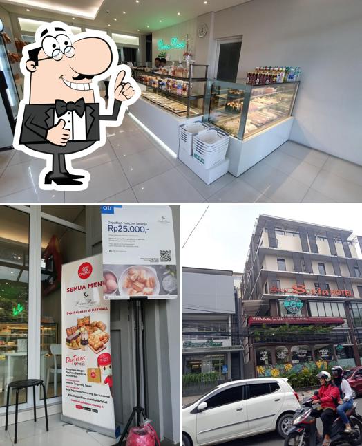 Prima Rasa Bakery, Bandung, Jl. Kebon Kawung No.18 - Restaurant reviews