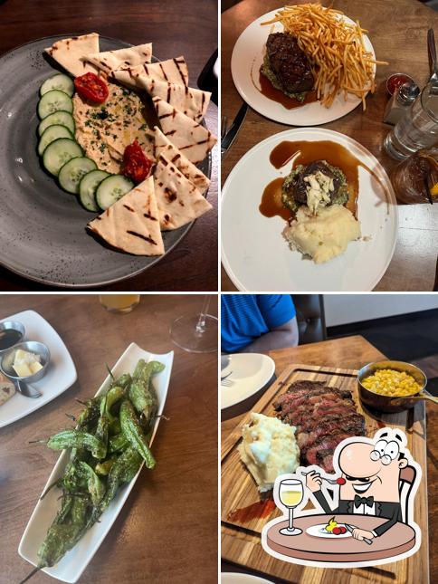Monarch -Kitchen & Bar in Davenport - Restaurant menu and reviews