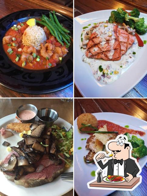 Houligans Steak & Seafood Pub in Eau Claire - Restaurant menu and reviews