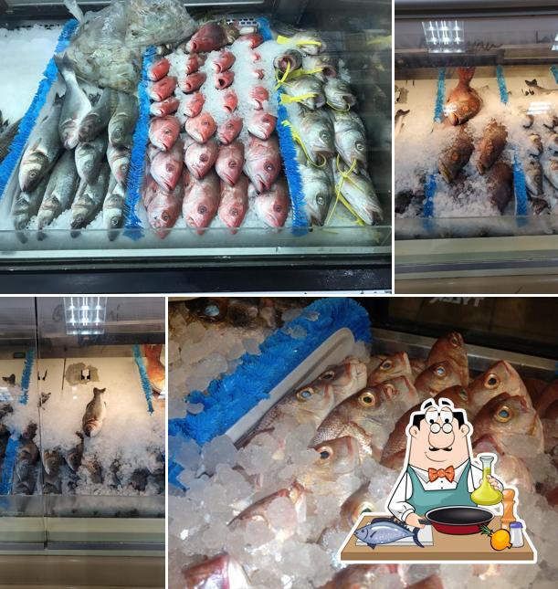Express Poultry & Fish in Dearborn - Restaurant menu and reviews