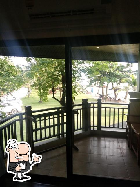 Aom Restaurant, Koh Chang Tai - Restaurant reviews