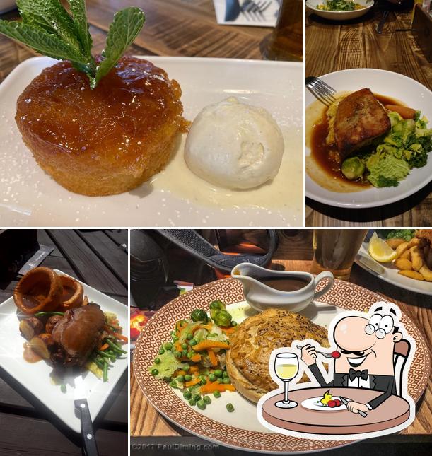 The Duke Of Wellington, Darlington Rd in Durham - Restaurant menu and ...