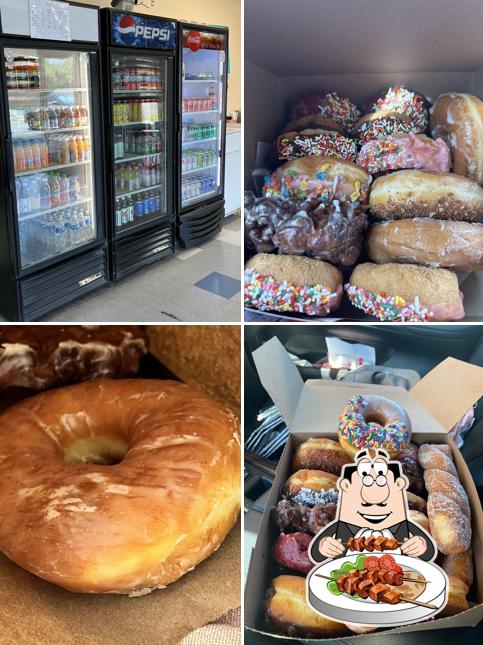Dee's Donuts, 6401 N Durango Dr #150 in Las Vegas - Restaurant menu and ...
