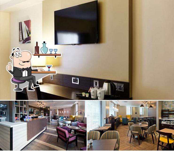 Premier Inn Epsom Town Centre hotel in Epsom - Restaurant reviews