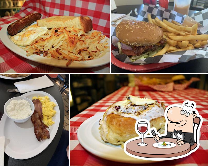 Stampede Burger, 701 Main St in Gooding - Restaurant menu and reviews