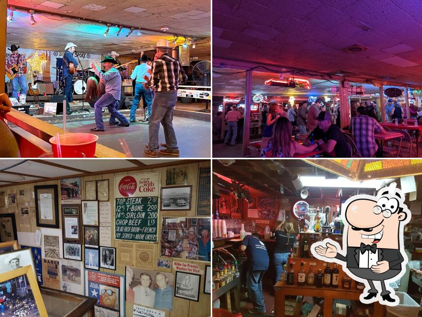 Broken Spoke in Austin - Restaurant menu and reviews