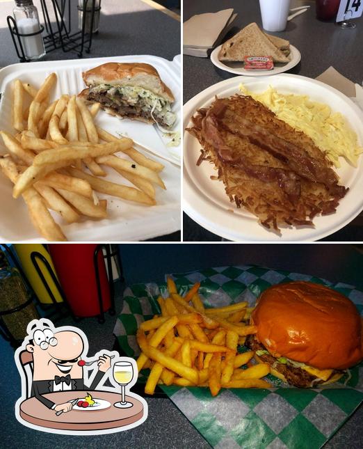 Federal Cafe, Minneapolis - Restaurant menu, prices and reviews