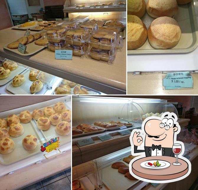 Gloucester Bakery Inc. 告羅士打餅店, Markham - Restaurant menu, prices and ...