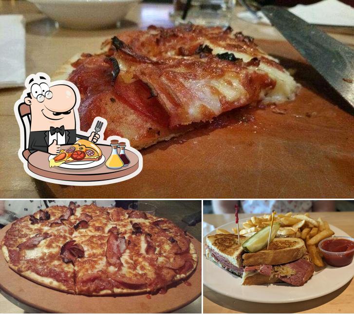 Dal's Restaurant & Lounge, 701 Regent Ave W in Winnipeg - Restaurant ...