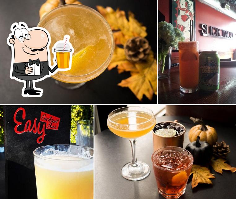 Easy Bar in Chicago - Restaurant menu and reviews