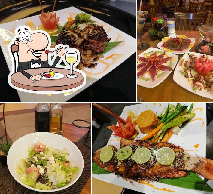The Funky Olive restaurant, bar, pizza & sushi, Cabo San Lucas - Menú ...