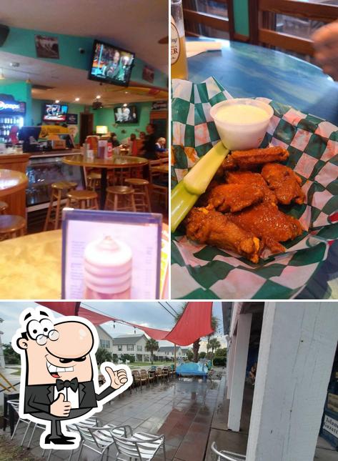 Hang Ten Grill in Carolina Beach - Restaurant menu and reviews