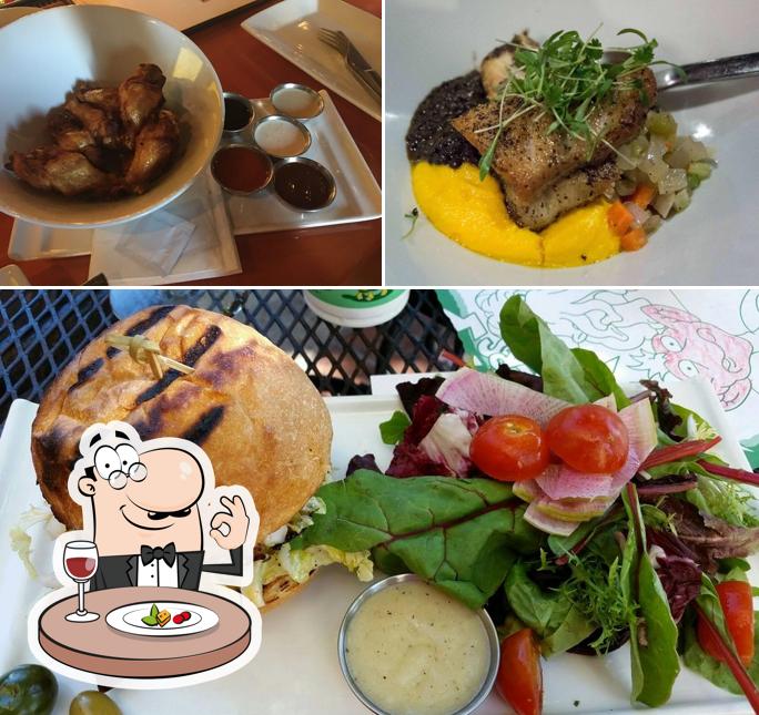 Lucca Bar & Grill, Benicia - Restaurant menu, prices and reviews