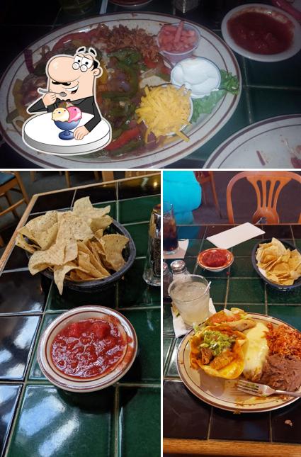 El Nibble Nook, West Bloomfield Township - Restaurant menu, prices and ...